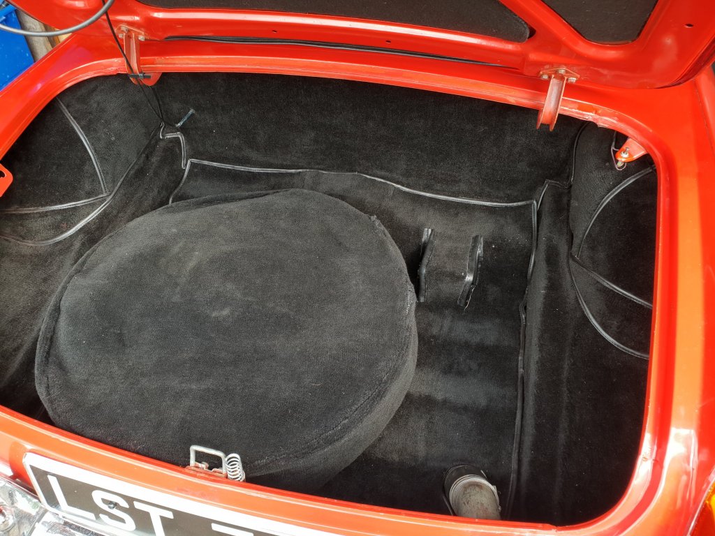 My MGB Boot Tidy Up – MGB tips mods and maintenance