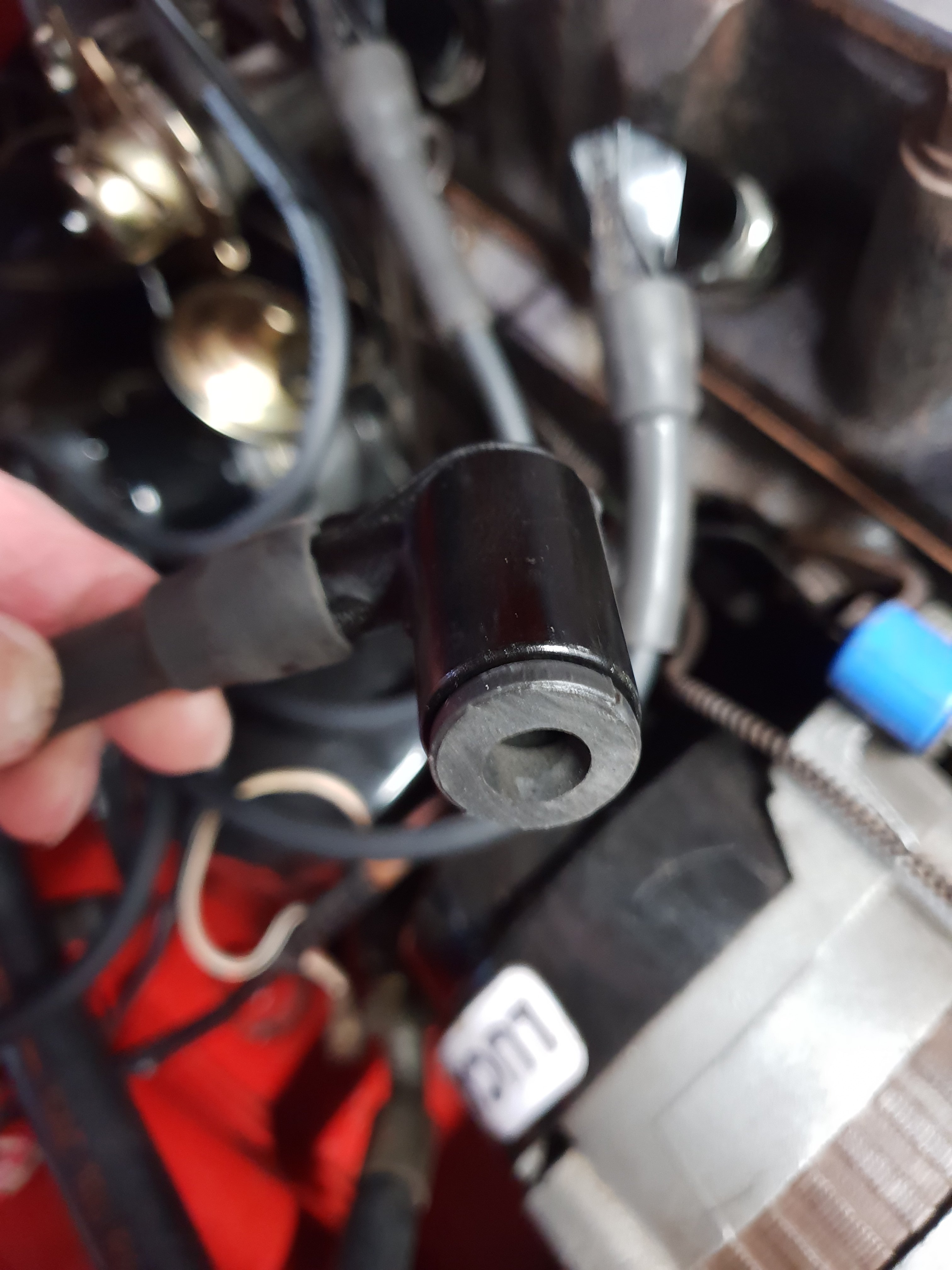 Champion Spark Plug Caps – MGB tips mods and maintenance