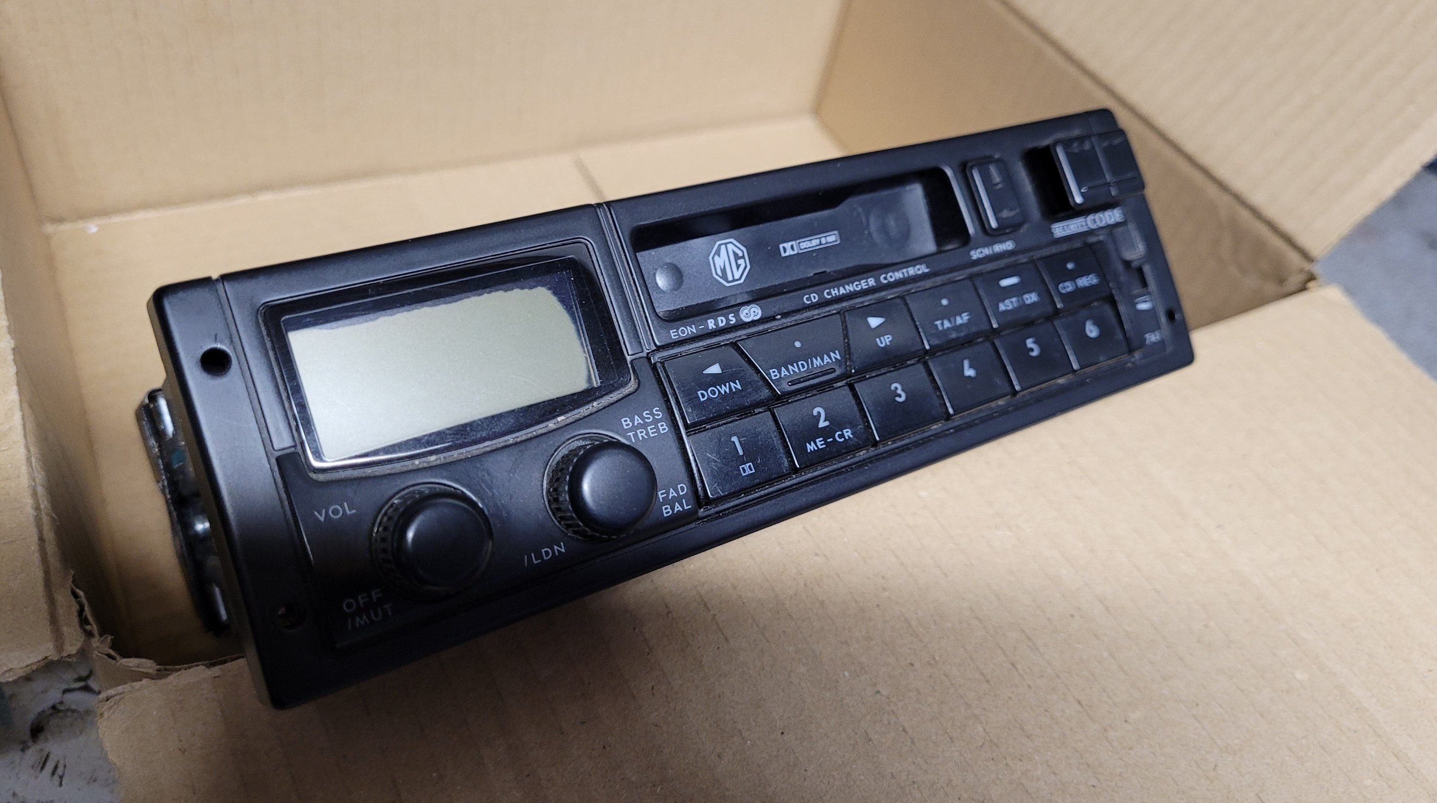 How To Play Music From Your Phone In An Old Car – The Ultimate Guide ...